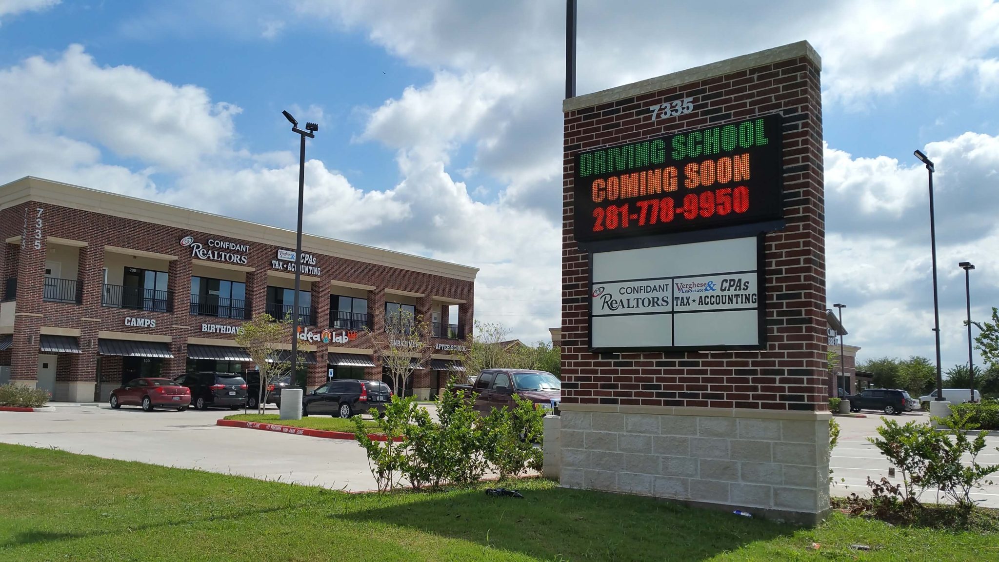 Custom Signs & Corporate Signage in Houston | Graphix Signs